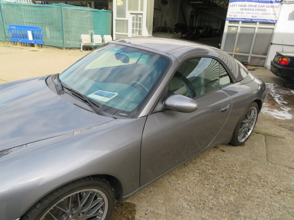 PORSCHE 911/996 3.4 Carrera 2 Auto Cabrio/Hardtop 2001 Left Hand Drive ...